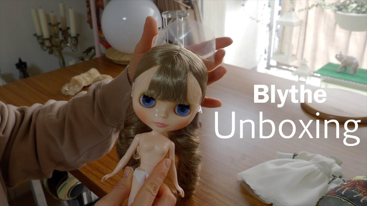 Unboxing Neo Blythe "Dear Forest Deer" - YouTube