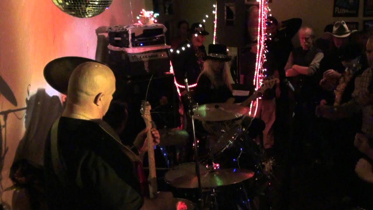 HD MERMEN with Jennifer Burnes - Good, Bad, Ugly and Harlem Nocturne ...