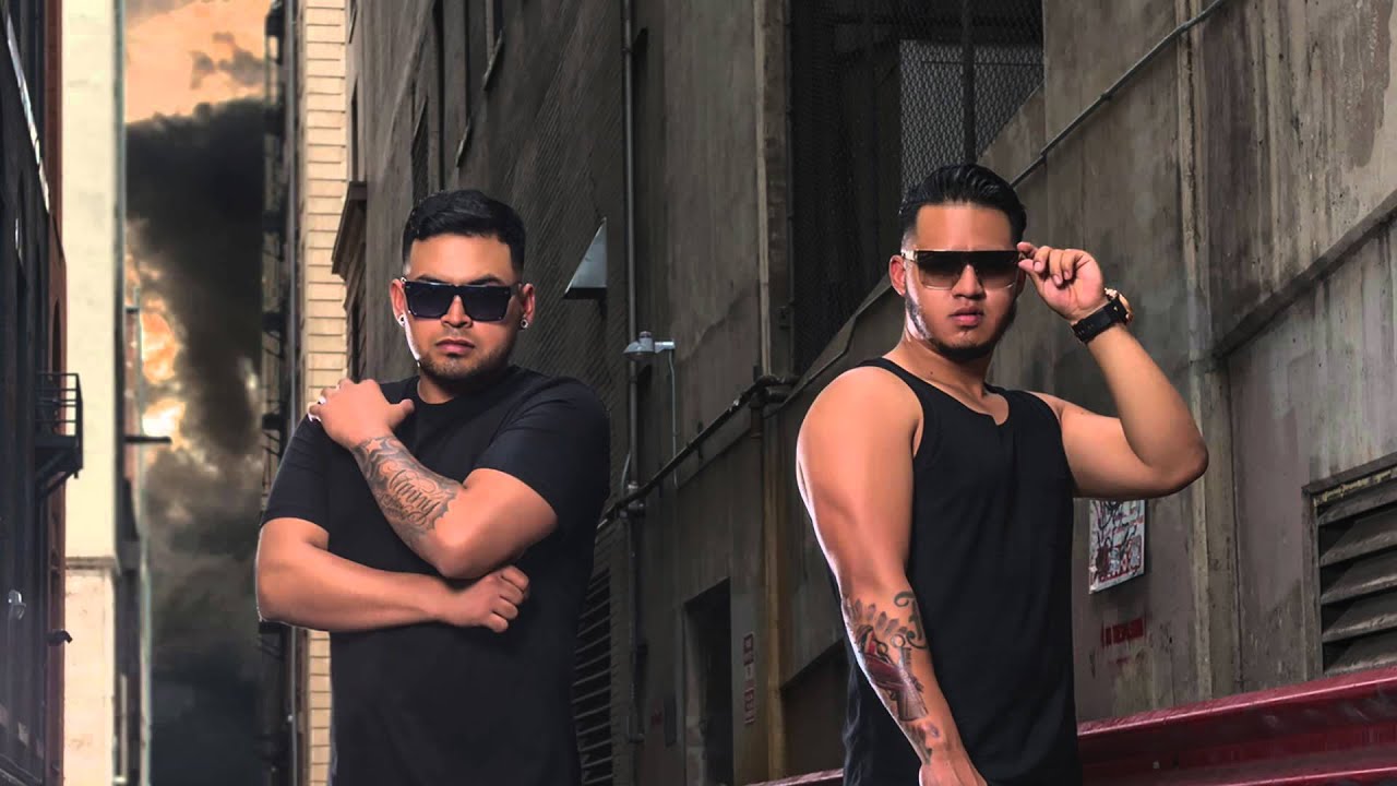 JBizzle y Vanny - Cumbiaton - YouTube