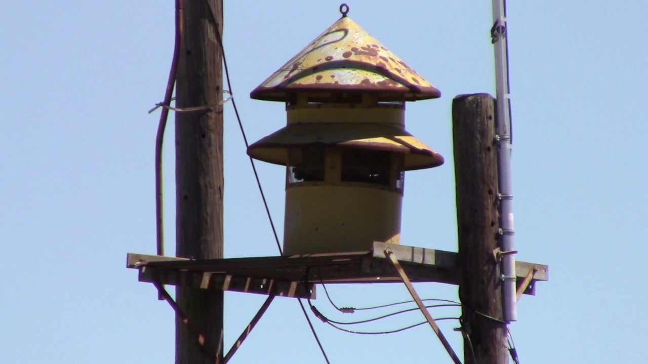 Spartanburg County Siren #3: Federal Signal Model 5BT - YouTube
