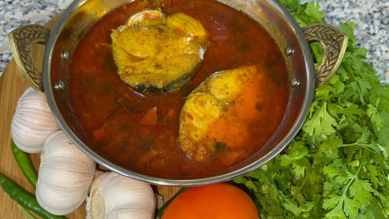 Masala Fish Curry | Fish Curry Recipe | Traditional Fish Salan ...