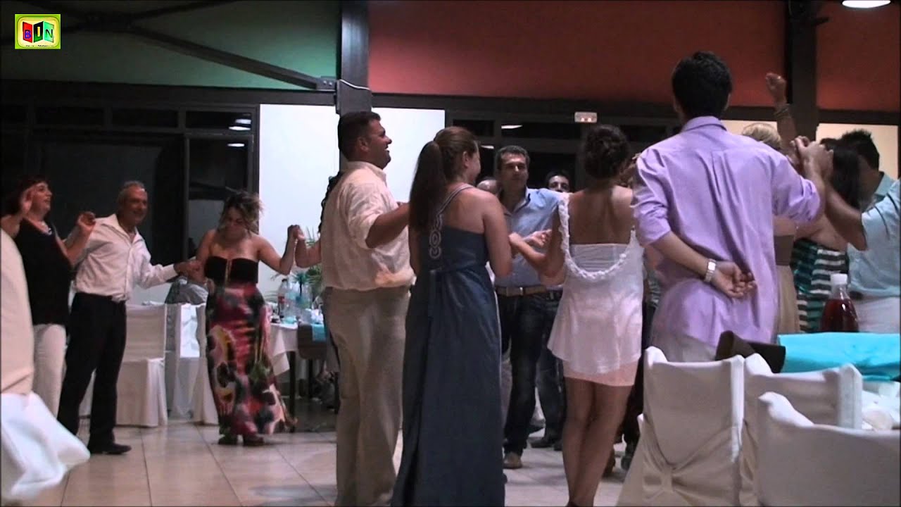 ΓΛΕΝΤΙ ΚΑΙ ΧΟΡΟΣ ΣΤΟ ΠΥΡΓΙ ΕΥΒΟΙΑΣ - YouTube