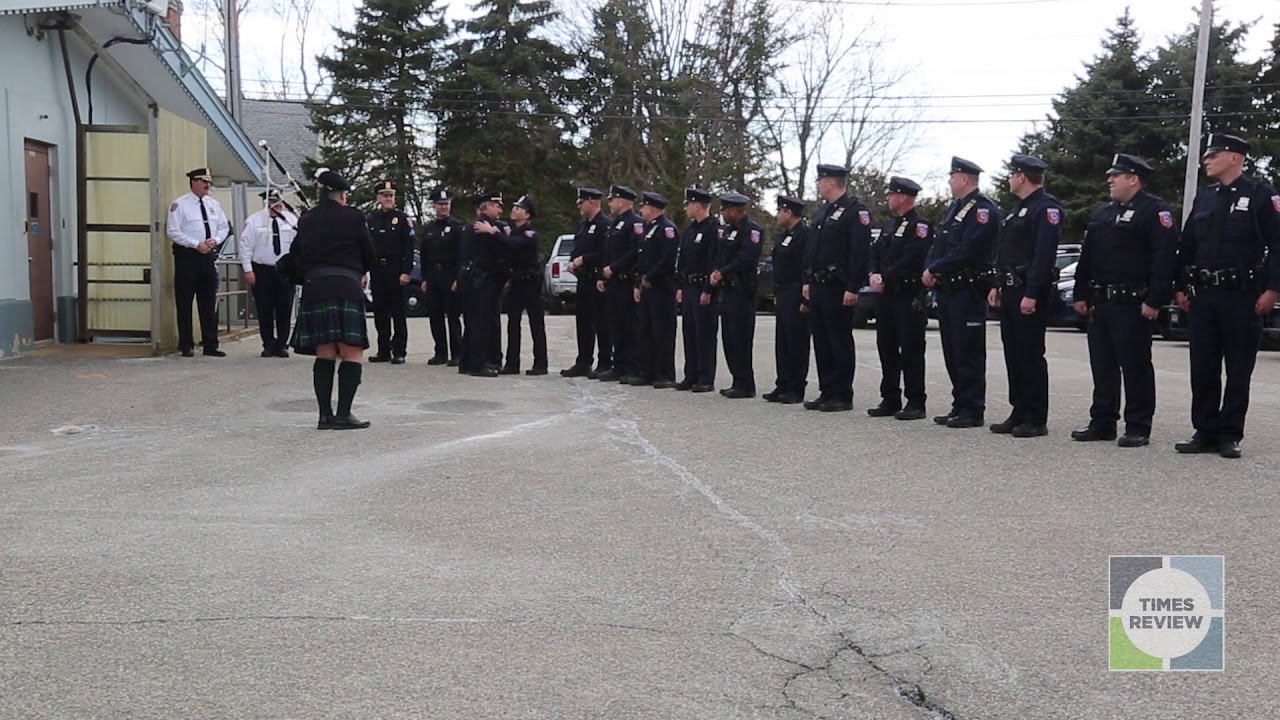 Southold Police sergeant honored for 32 years of service - YouTube