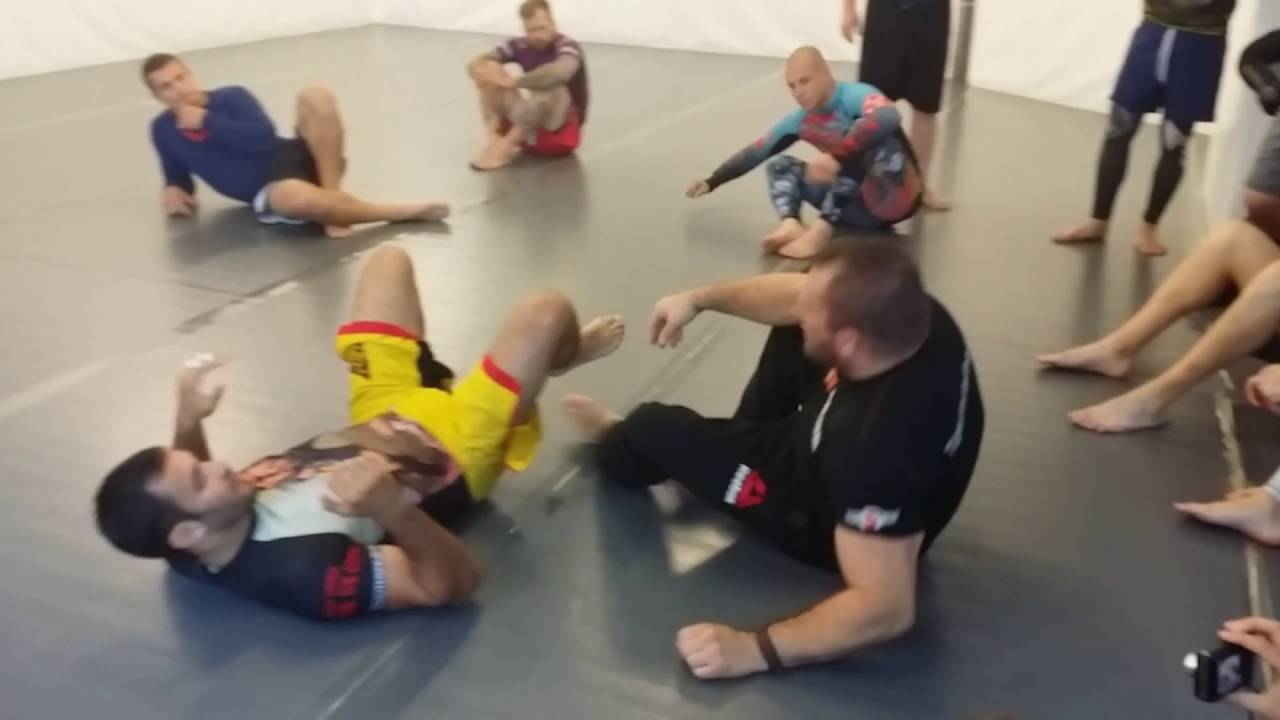 Dean Lister Shows a Beautiful Heel Hook from Half-Guard - YouTube