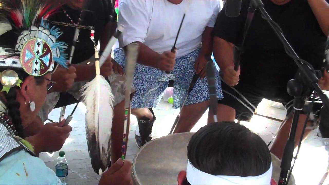 comanche boys at el paso powwow 2011 - YouTube