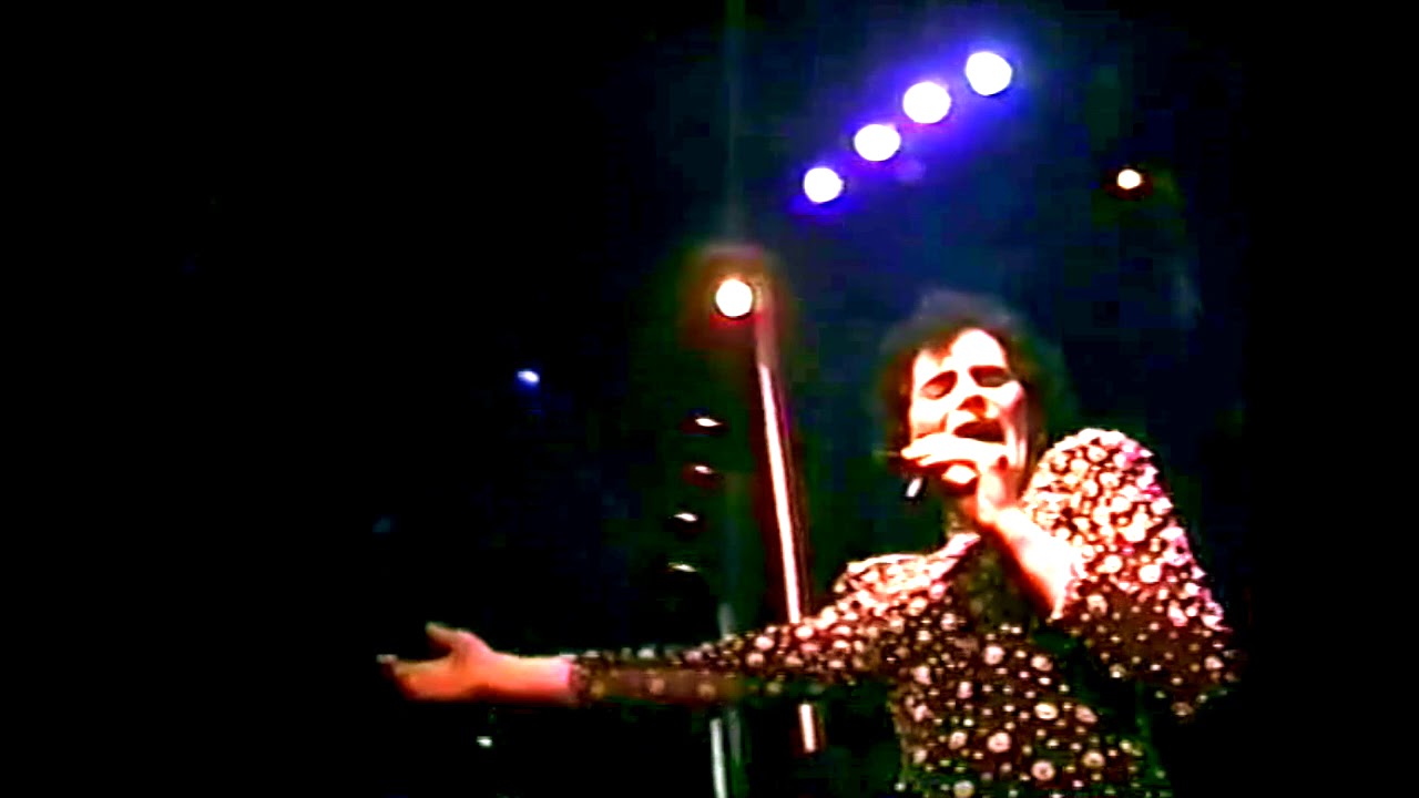 New Bar Miss Capital City contestant Miss Cruze 6-13-93 - YouTube