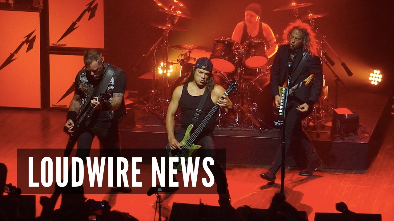 Metallica Debut at No. 1 on Billboard 200 Chart - YouTube