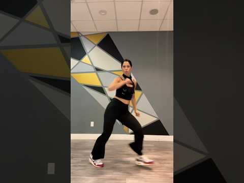 #characterdheela #dancefitness #bollywoodfitness @danceidentity