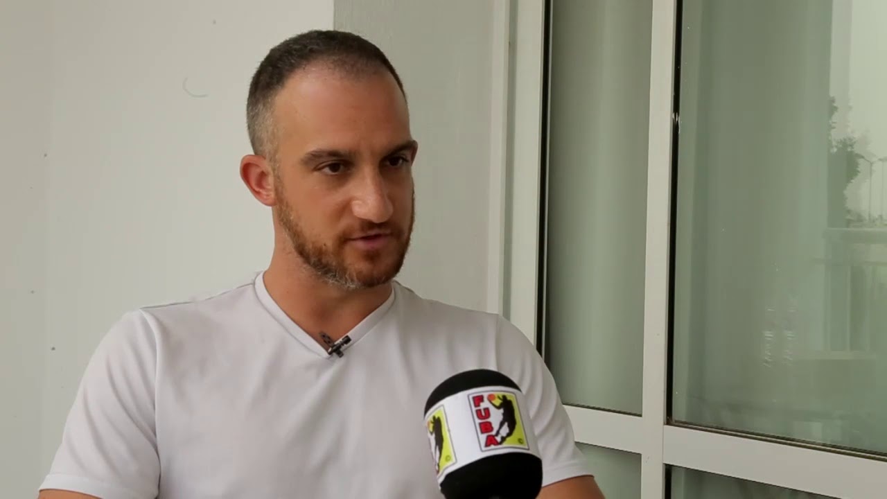 George Galanopoulos (Silverbacks🦍🇺🇬) Head coach - Recup of the # ...