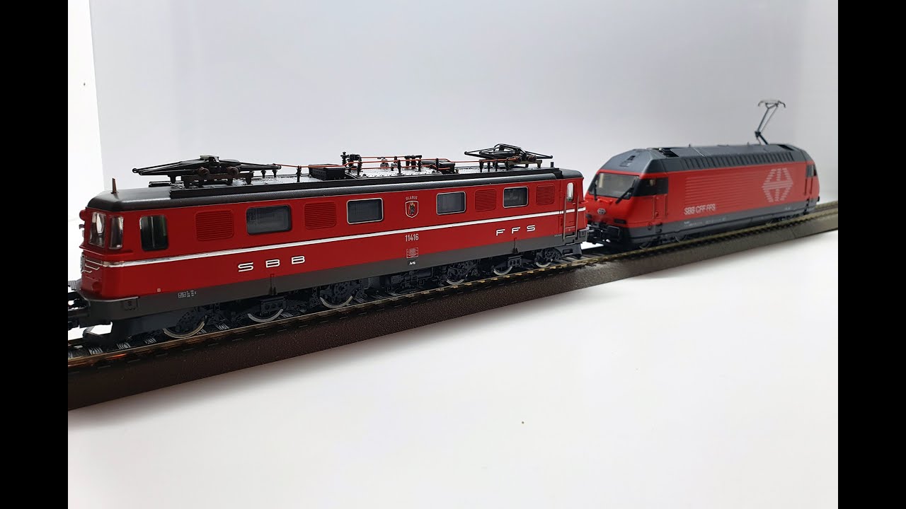 Roco 51296 H0 SBB Ae 6/6 11416 + Roco 73285 H0 SBB Re 460 117-5 - YouTube
