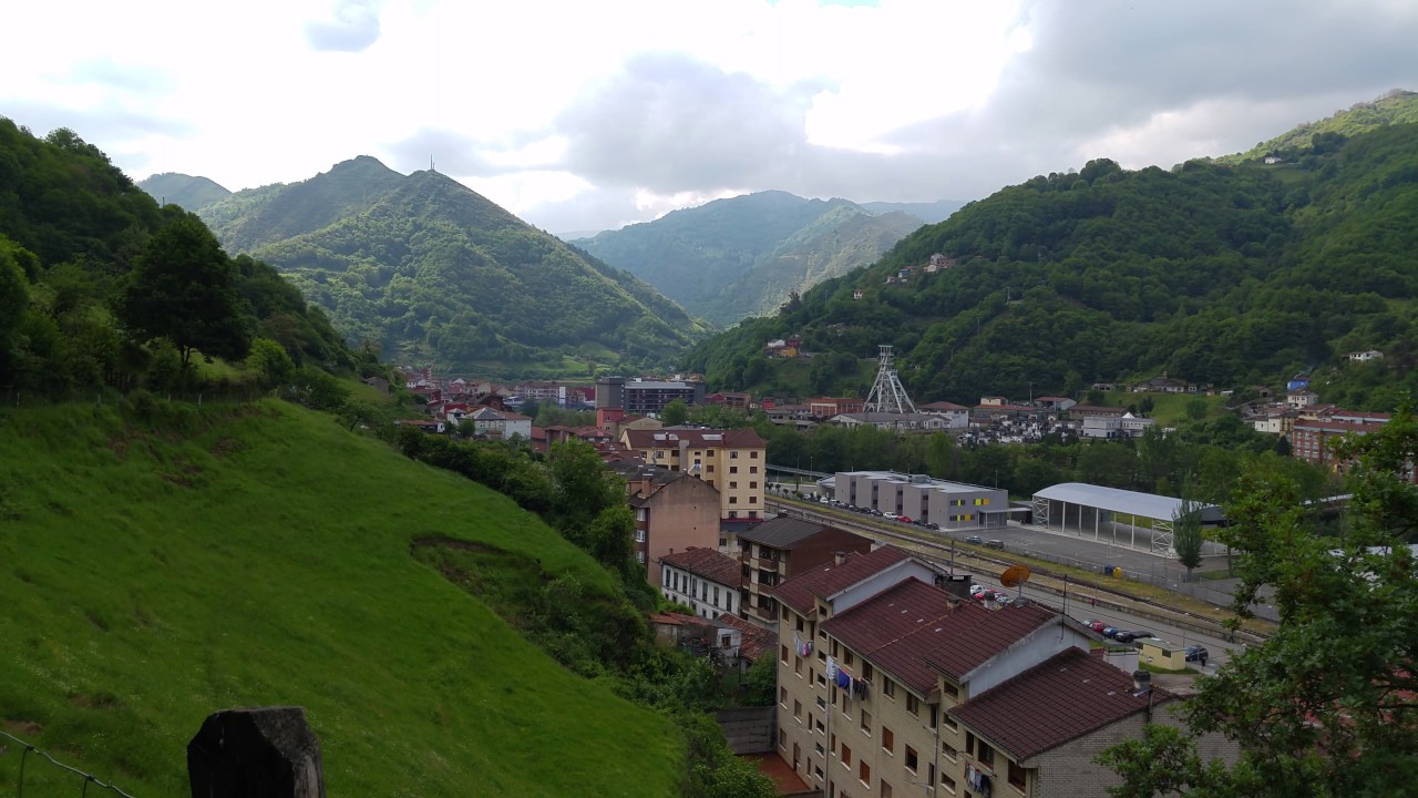 Moreda de Aller.Asturias. - YouTube