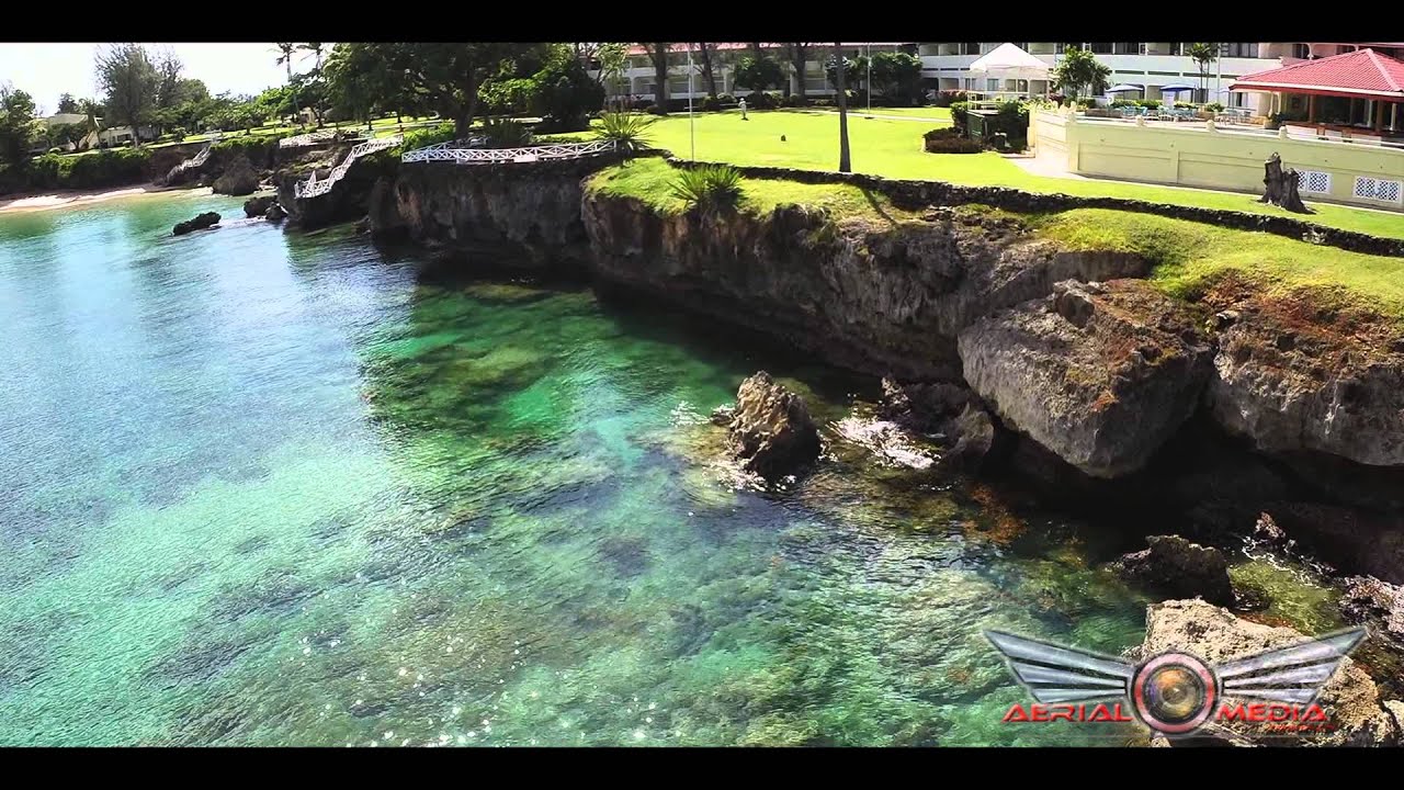 AERIAL VIEW with "DJI PHANTOM" from Crown Point to CoCo Reef (2014) in ...
