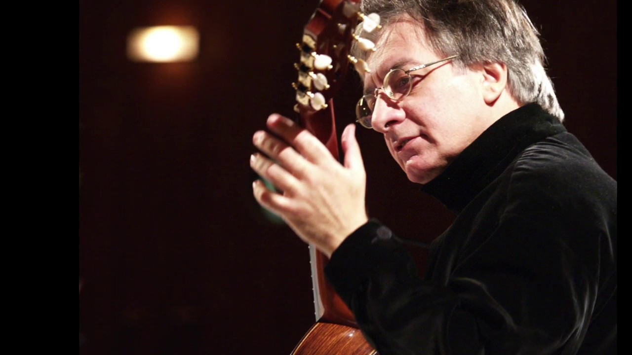 Alvaro Pierri plays Niccolo Paganini - Sonata in A, 3rd mvt. Andantino ...