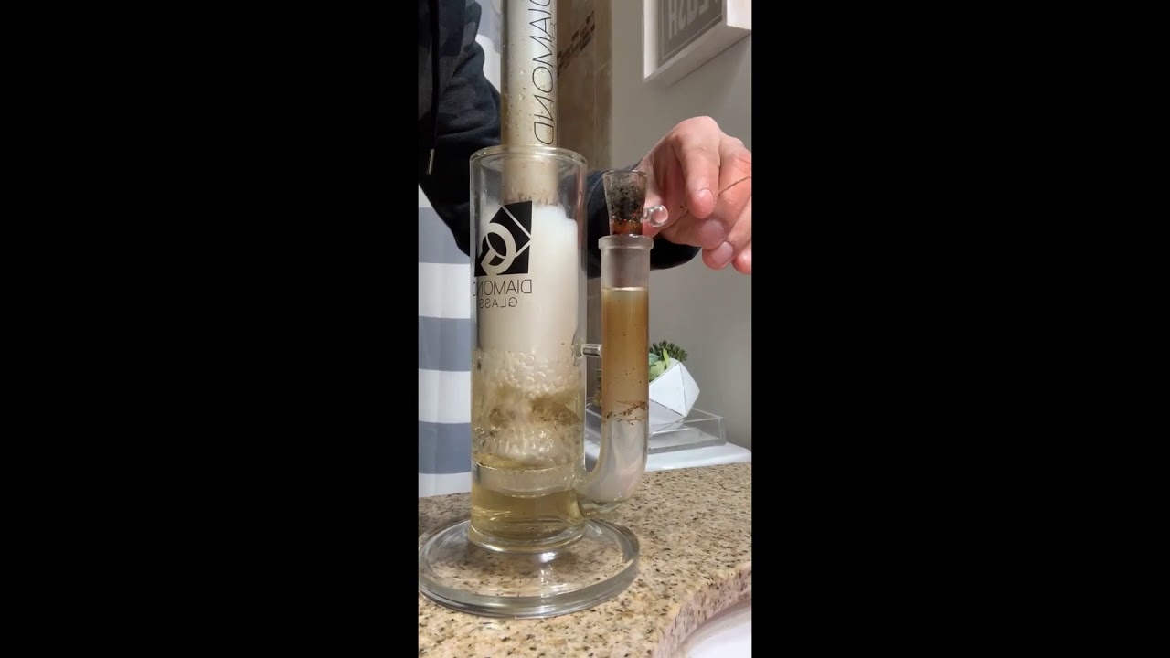How to take a proper bong hit - YouTube