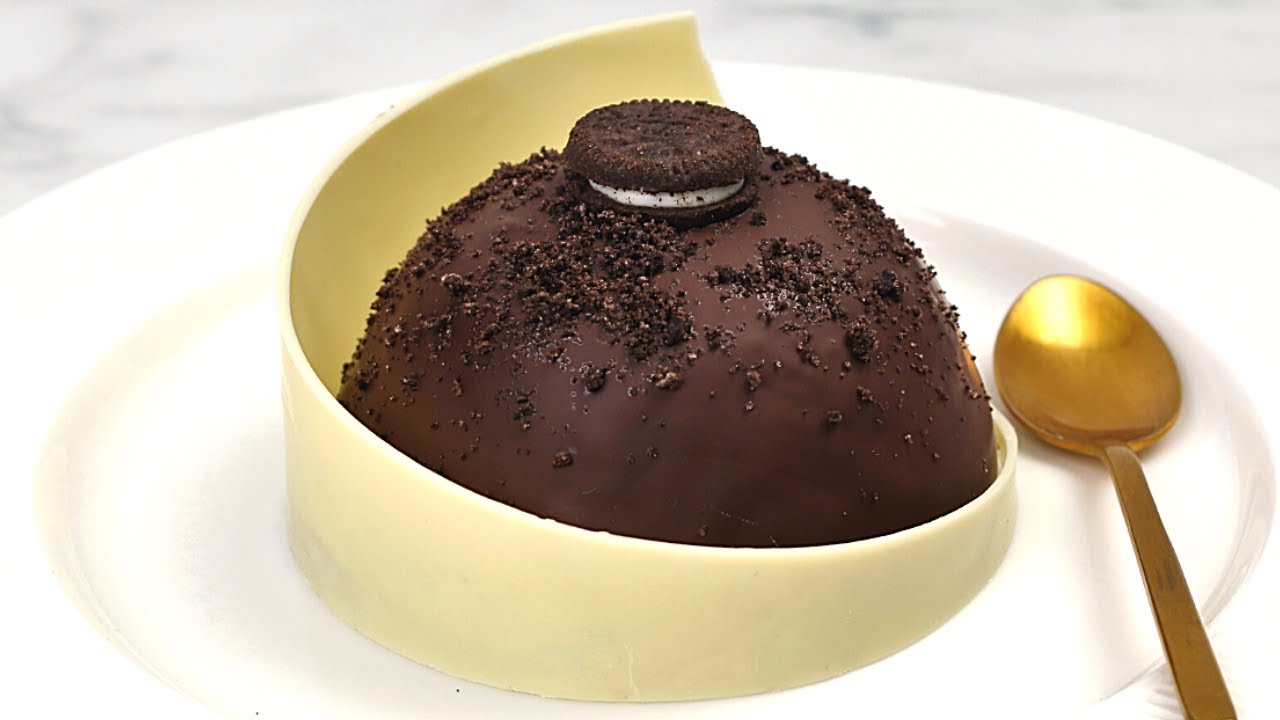 Mini Oreo Ice Cream Cake | Fuzz & Buzz - YouTube