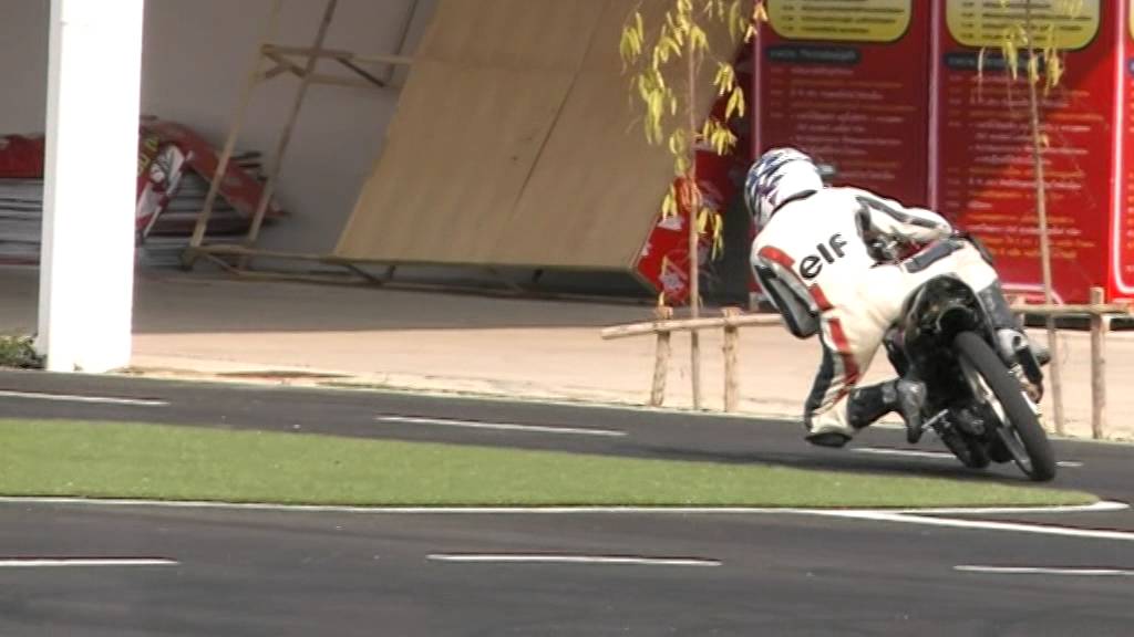 nova tena rs test irc 003 70/90-17 80/90-17 - YouTube