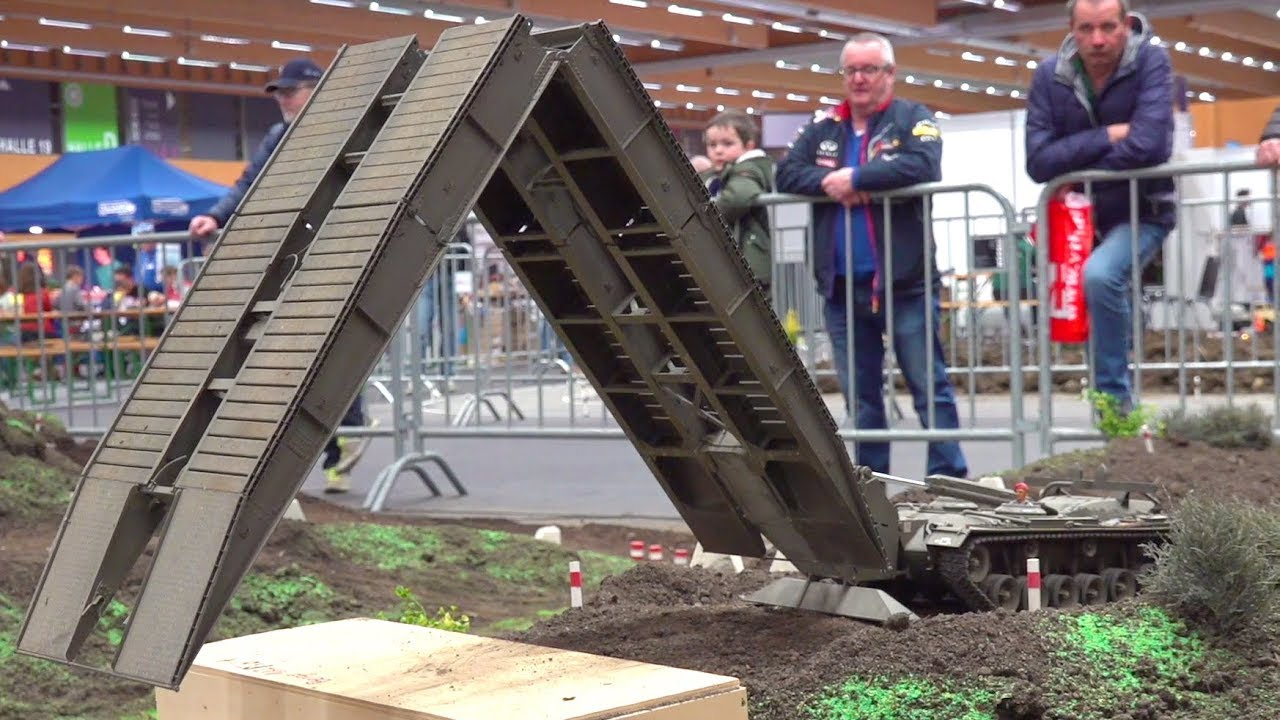 RC MILITARY IN ACTION! M48 Bridge Layer Tank! Rc Military equipment! R ...
