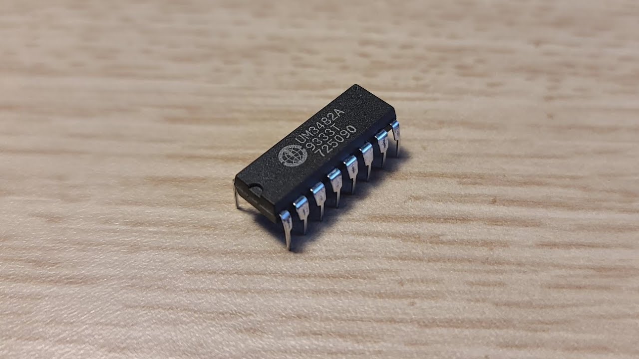 UMC Melody IC UM3482A - YouTube