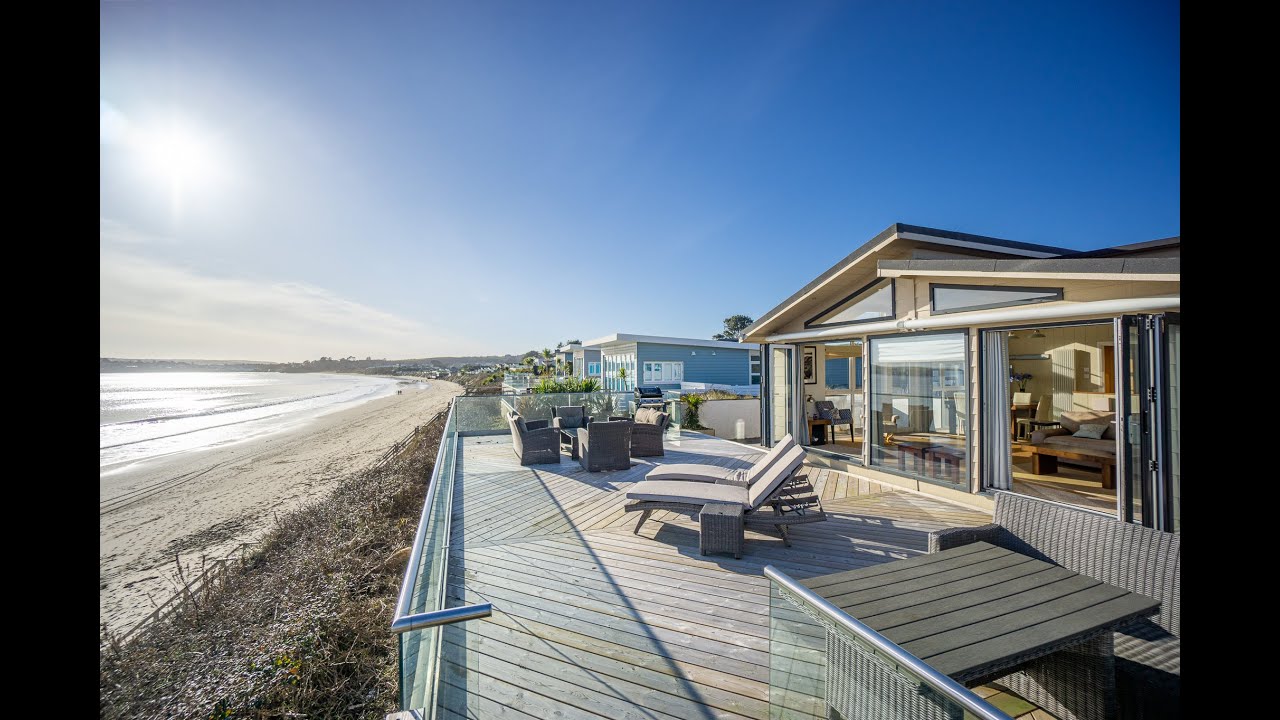 Q24 The Warren, Luxury sea front chalet with private beach access - YouTube
