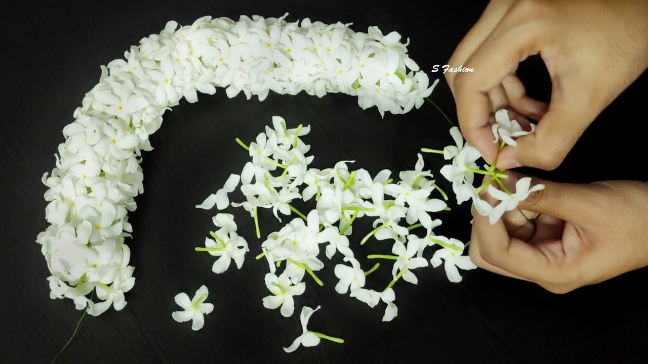 Swastik Flower Garland | Small White Flower Garland | Crape Jasmine ...