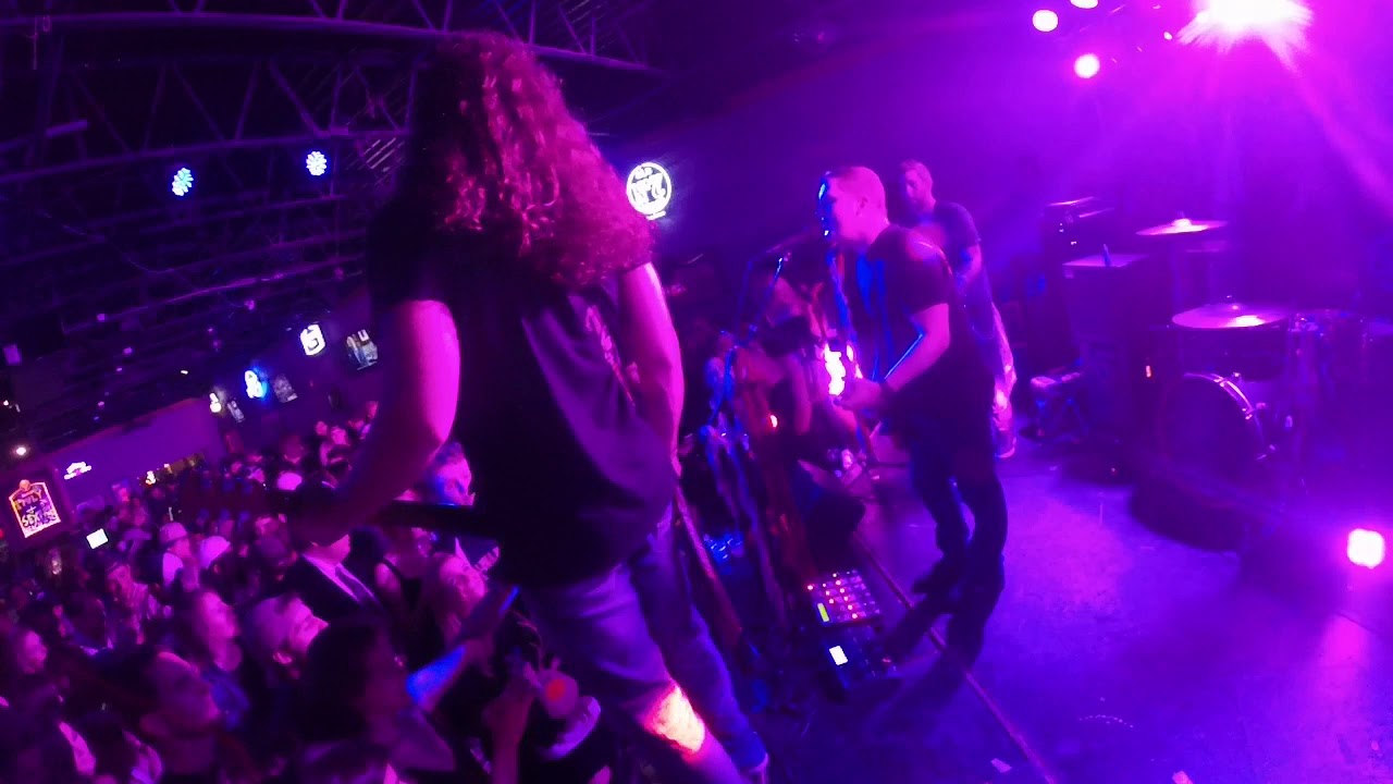 Story of a Girl into Cruise by Get Sideways Band - YouTube