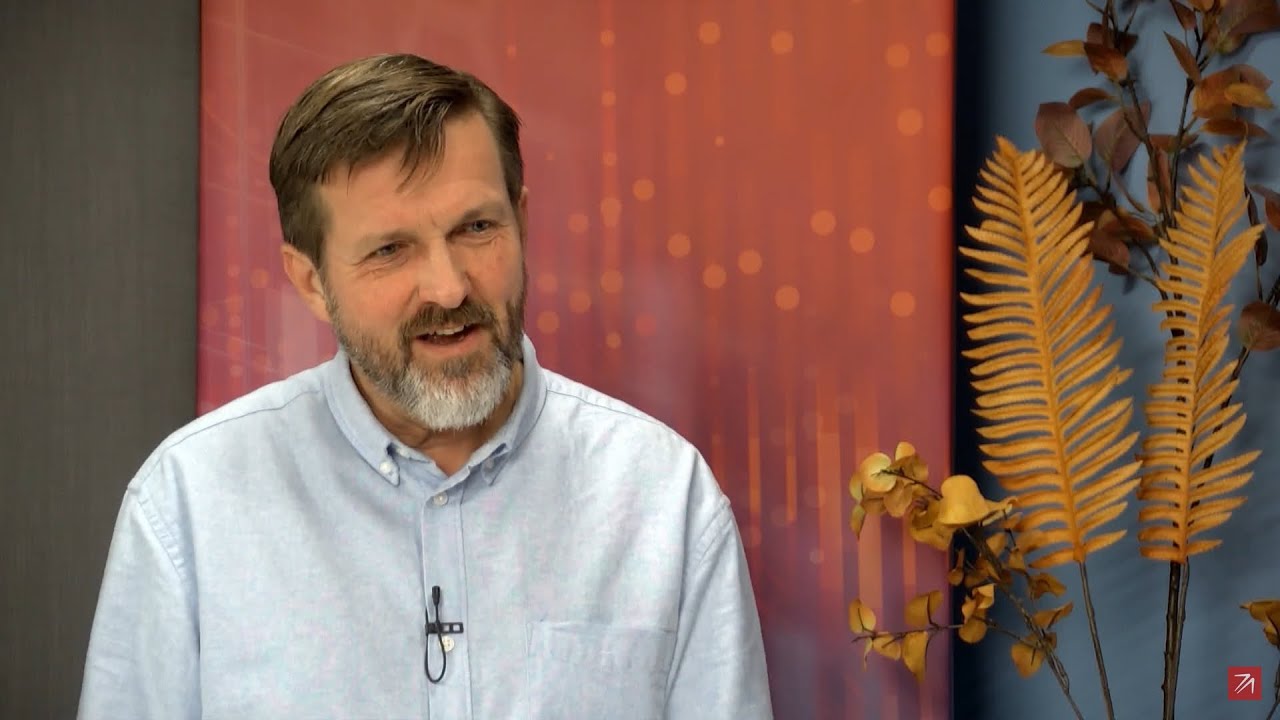 Atomaktier med Thomas Grønlund Nielsen - YouTube