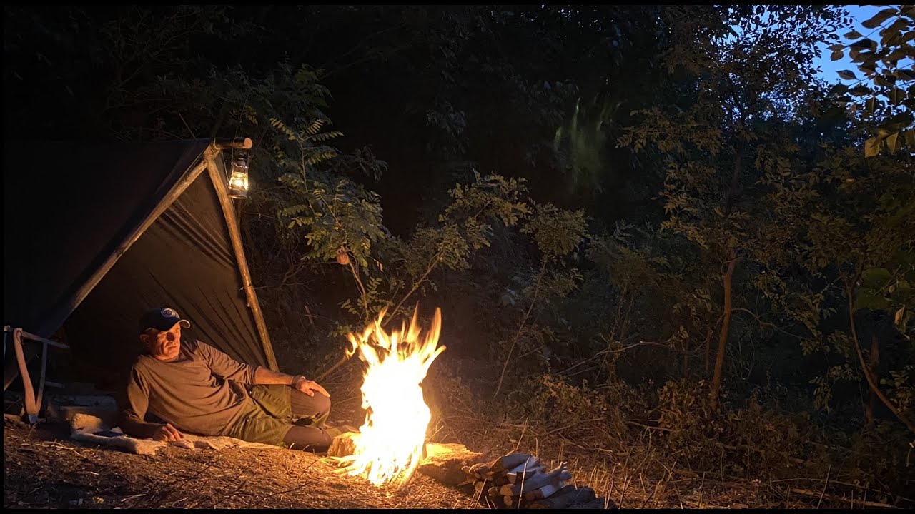 Solo Bushcraft , Making Viking Frame Tarp Shelter.. - YouTube
