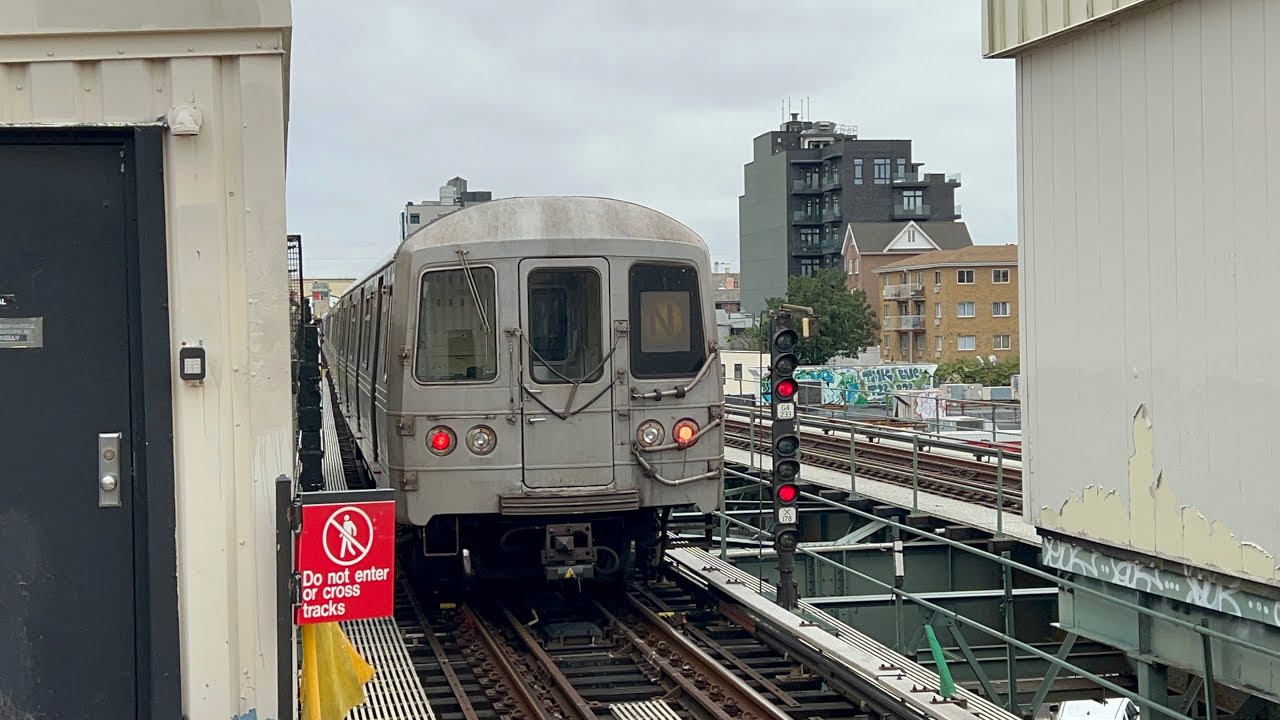 R46 (N) Express Train Ride | Queensboro Plaza - Astoria Boulevard - YouTube
