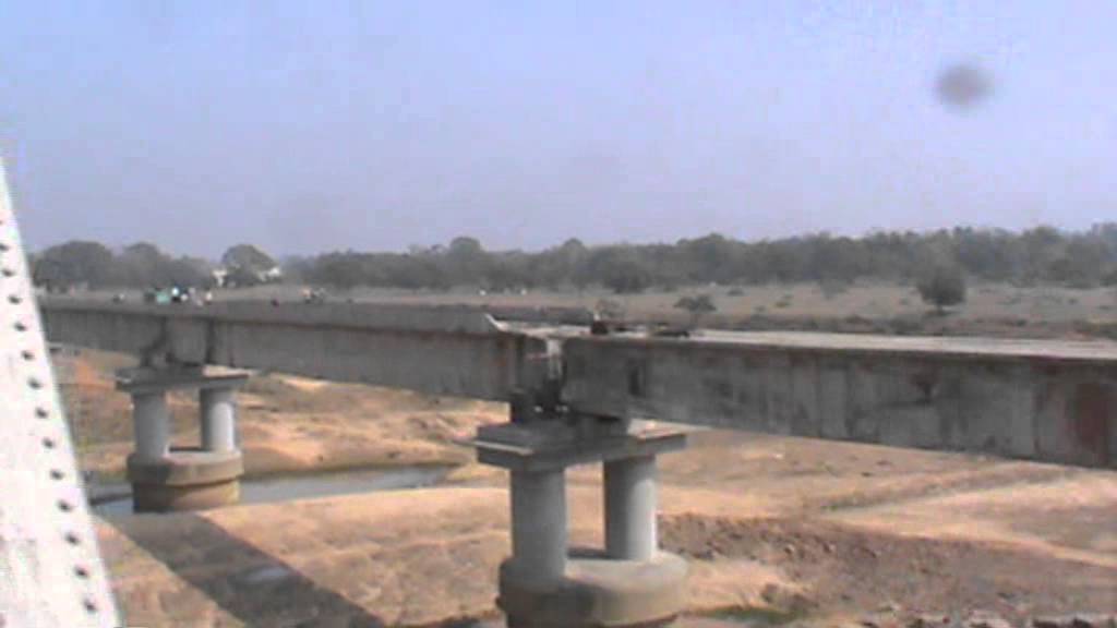Crossing the Koakhai River Bridge: Falaknuma Superfast on-board - YouTube