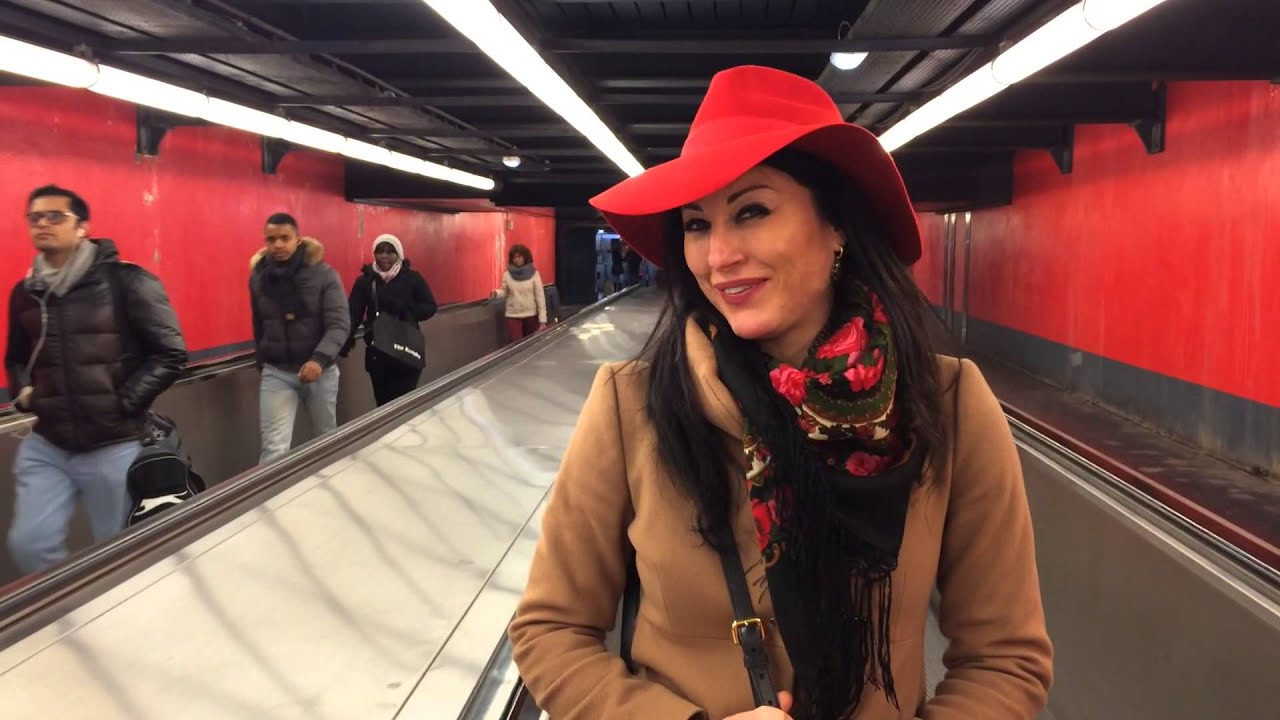 Katia in Paris - YouTube