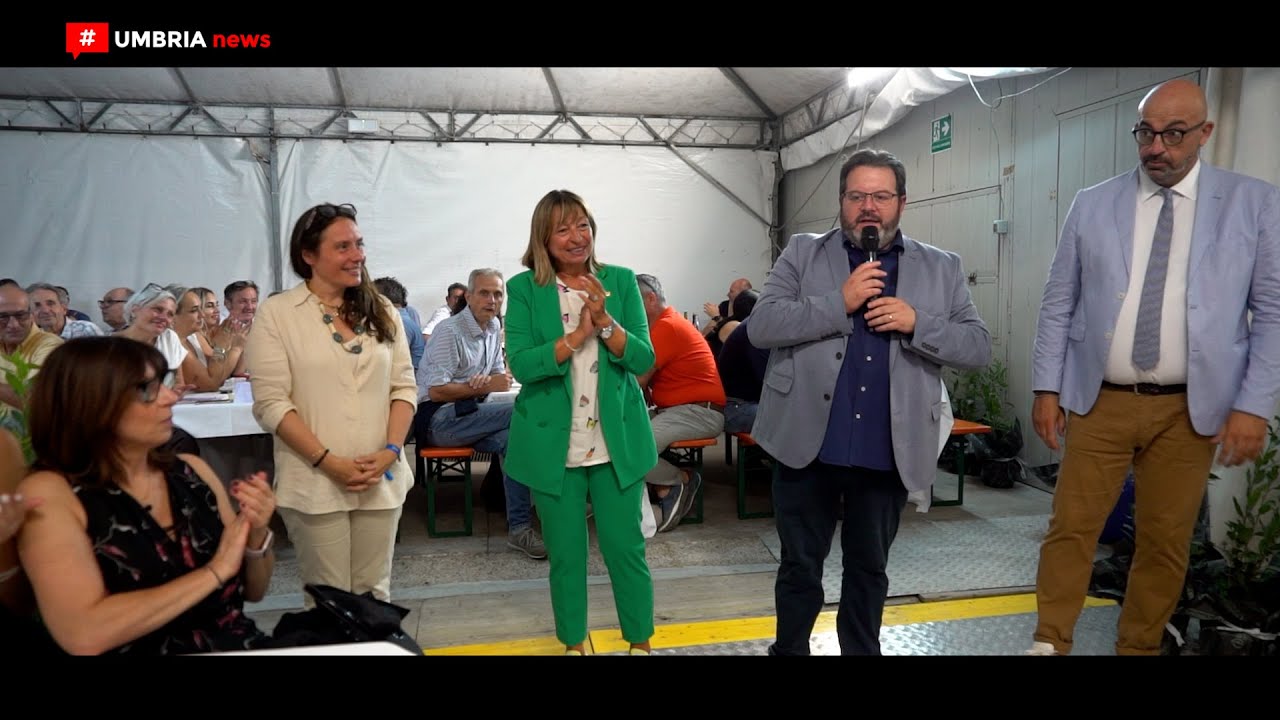 Festa della cipolla di Cannara // Cena inaugurale con la ministra ...