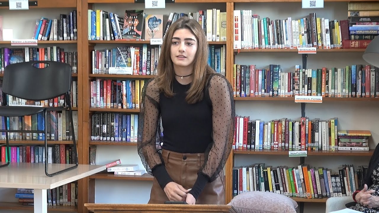 CCCTE 2022 Young Writer's Reception: Raya Skaf - YouTube