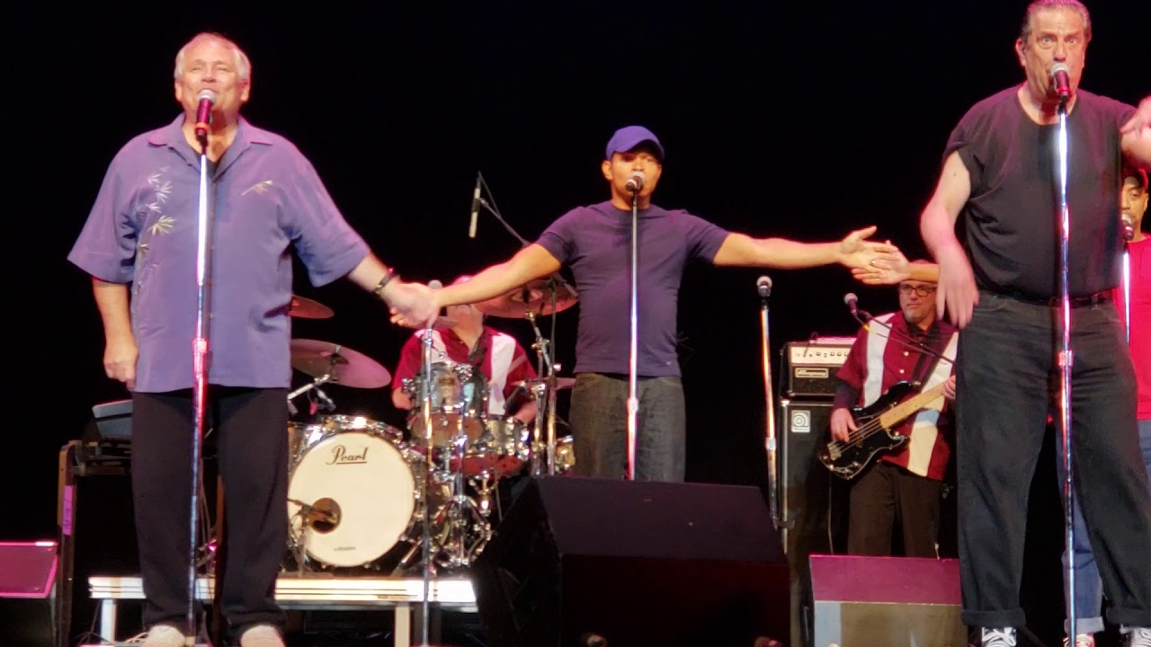 Unchained Melody Johnny Contardo - Hershey - YouTube