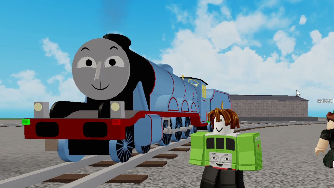 Exploring a Blue Train With Friends Public Server - YouTube