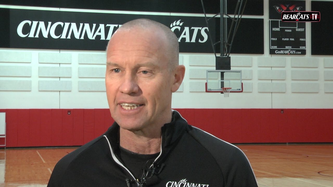 Larry Davis Monday Media Availability - YouTube