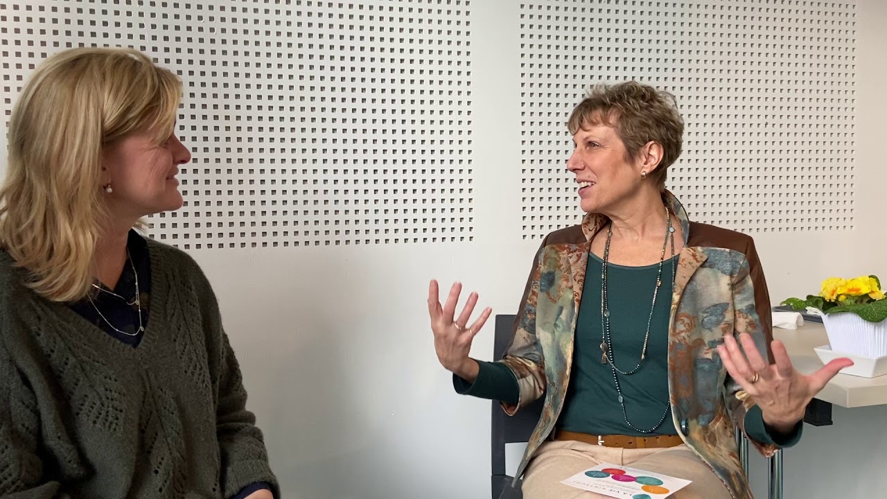 En aparté avec Deborah Bacon Dilts. - YouTube