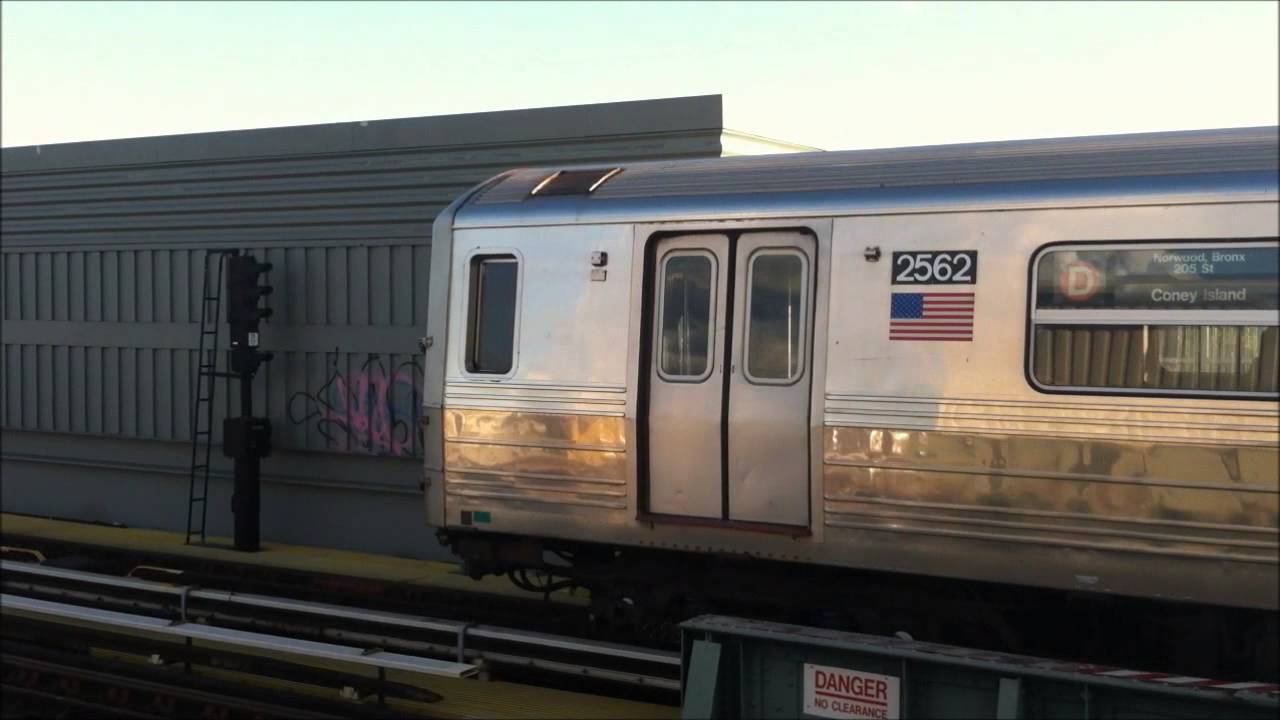 The NYC Subway Compilation: Episode 13 - YouTube