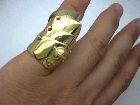 真鍮製 ゴールドアーマーリング 着用動画 Gold Armor ring movie.[brass] - YouTube