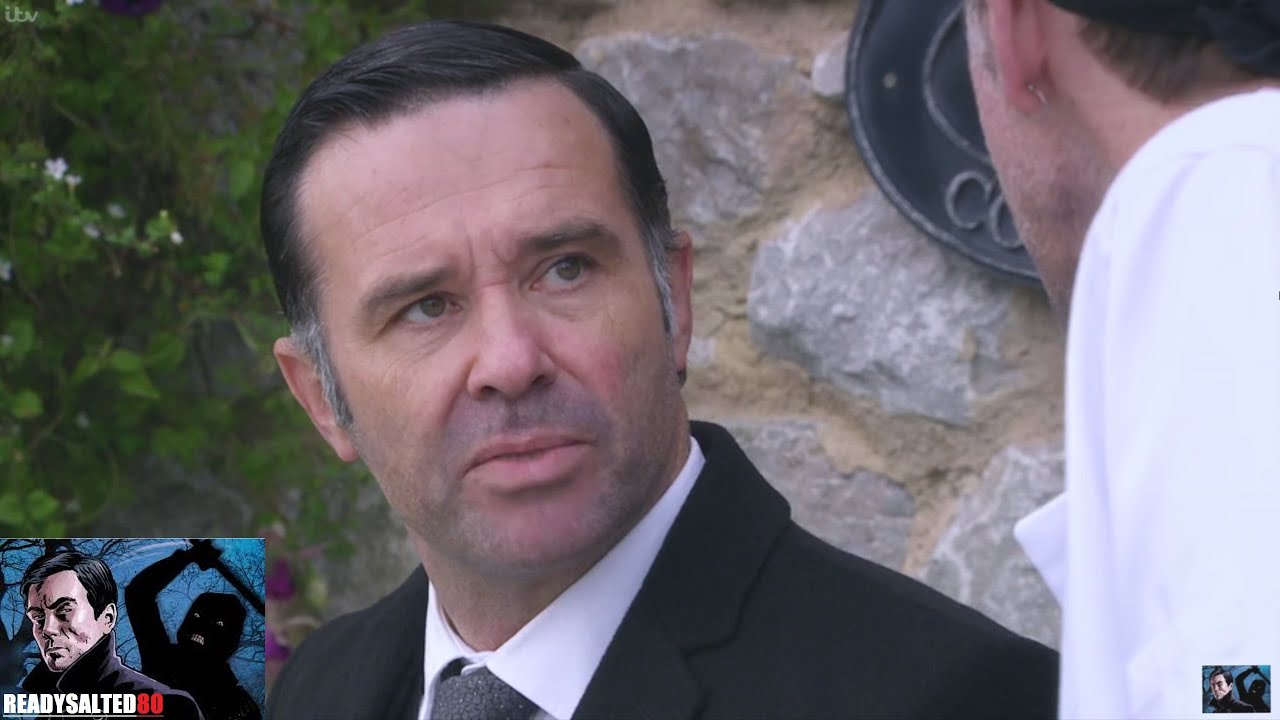 Emmerdale - Marlon Punches Graham - YouTube