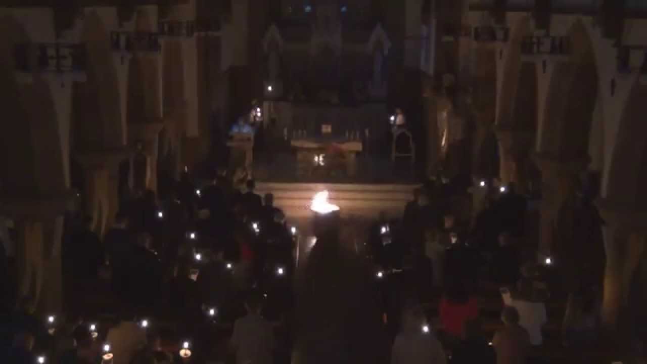 The Exultet - The Great Easter Proclamation - Holy Family Mossend - YouTube