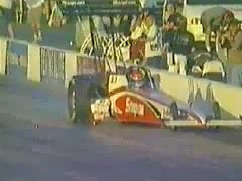 Doug Herbert '99 NHRA Finals explosion - YouTube