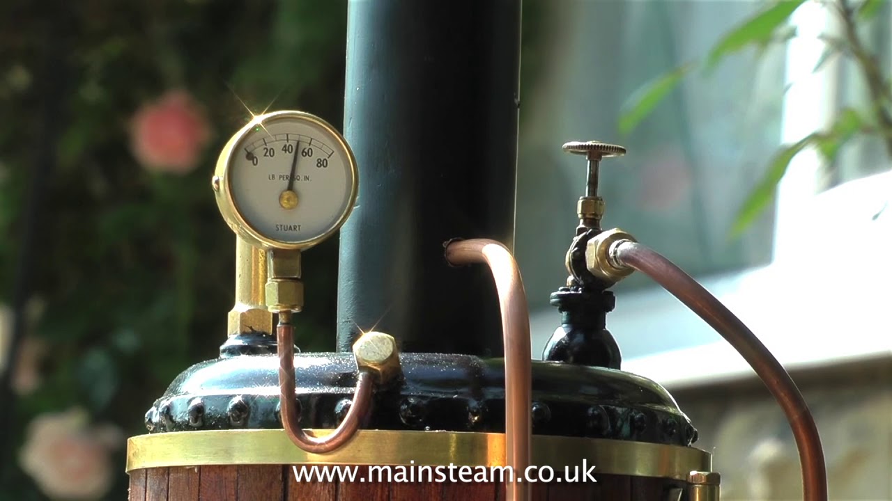 MODEL STEAM ENGINES IN STEAM - IN MY GARDEN - YouTube