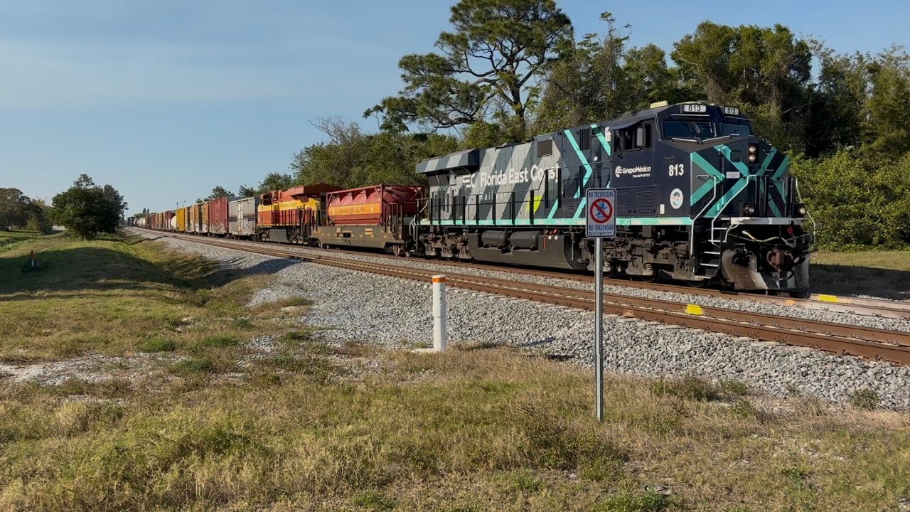 FEC TRAIN 105 @ 5:13pm 3-12-25 - YouTube