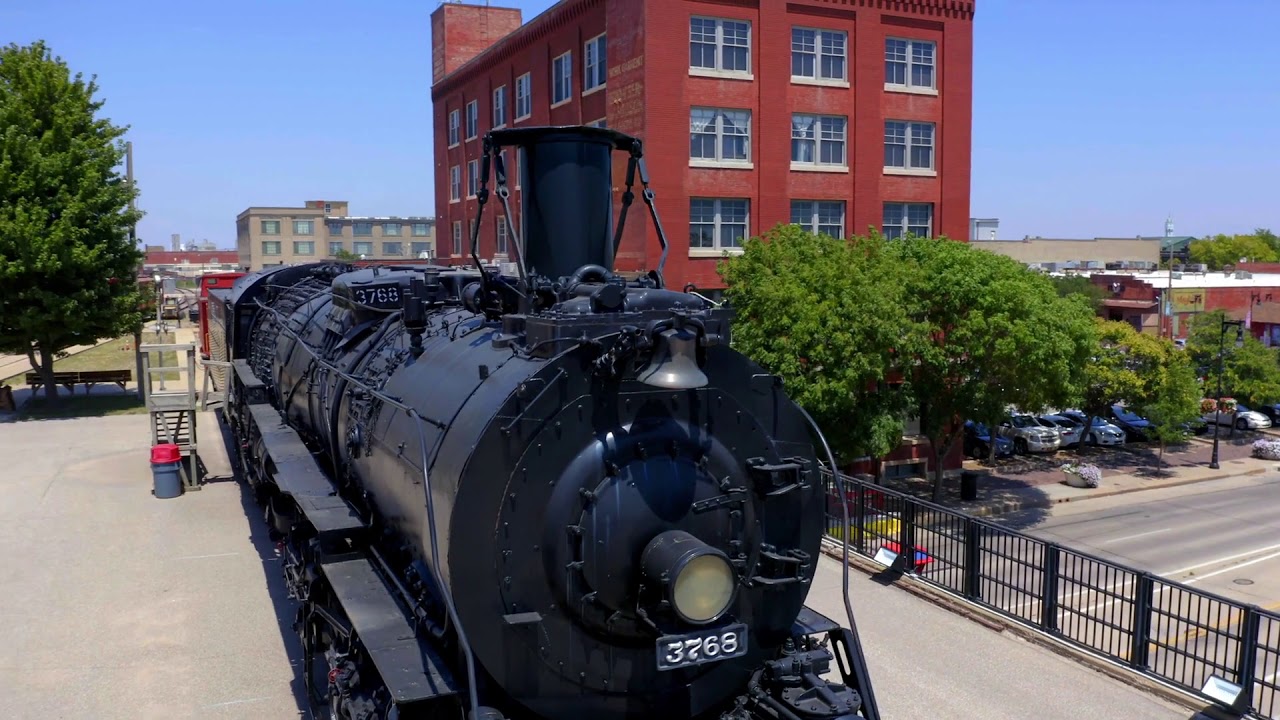 train at the great plains transportation museum wichita rh - YouTube