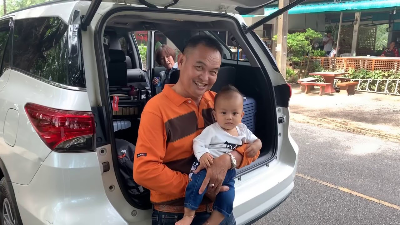 มังกร Gs 7 เดือน เที่ยวระนอง อยู่กับคุณตา - YouTube