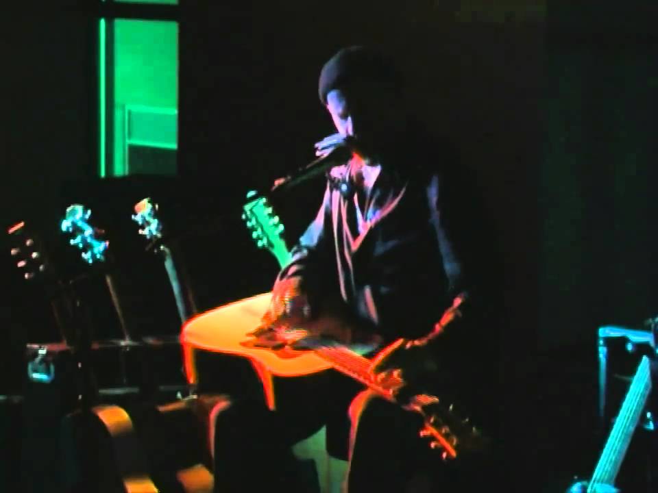 Harry Manx: Blues - YouTube