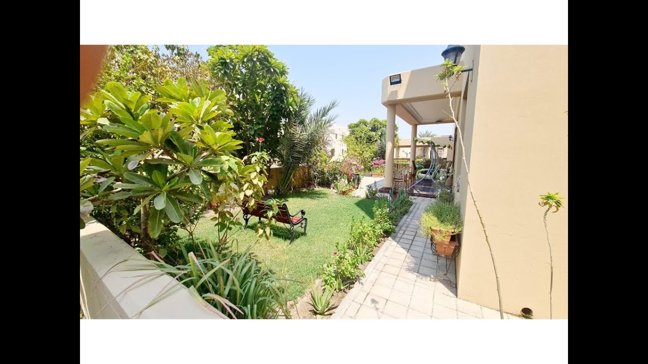 Spacious 5 bed family compound villa in saar , Bahrain within walking ...