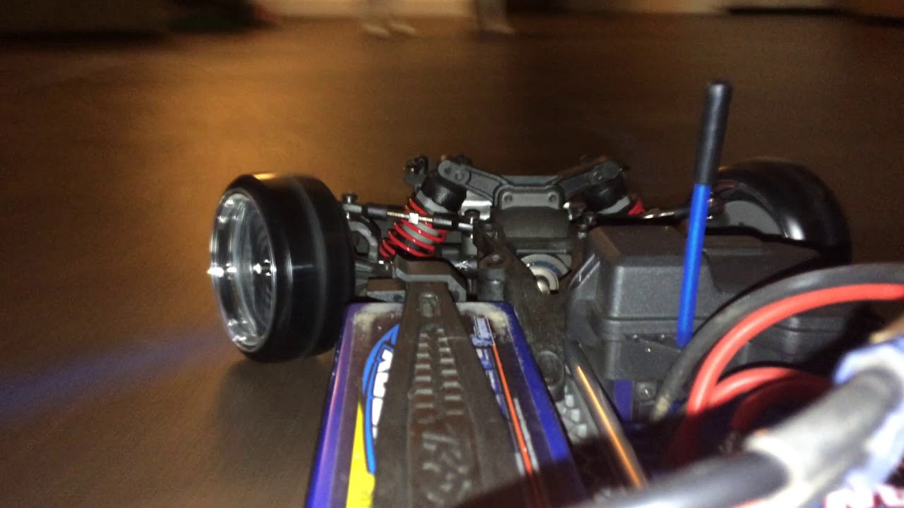 Traxxas 4-tec 2.0 rc car drifting countersteer mod - YouTube