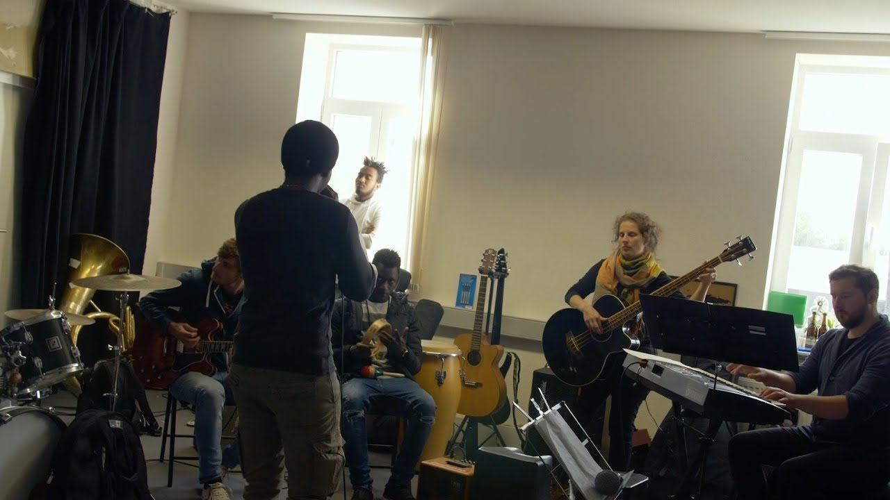 Kangaroo Band - Projekt der Banda Internationale - YouTube