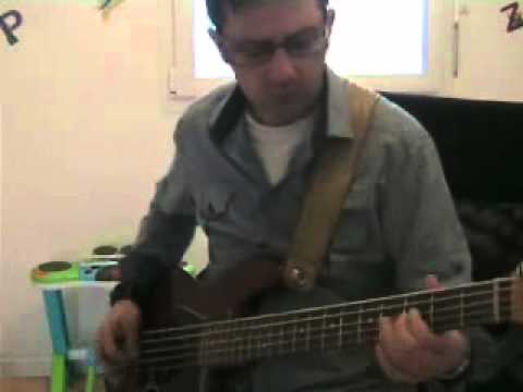 TRUST : la France tu l aime ou tu la quitte : COVER BASS - YouTube